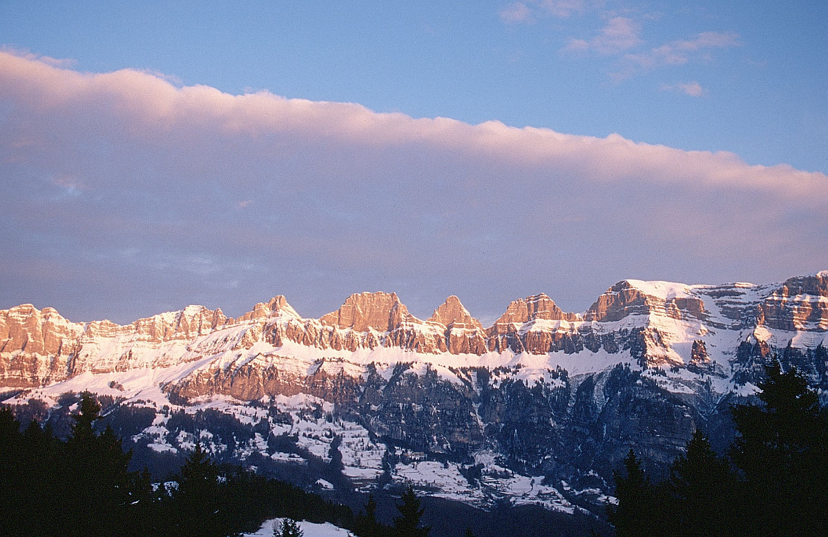 The Brook Besor: 读经心得：诗篇121篇