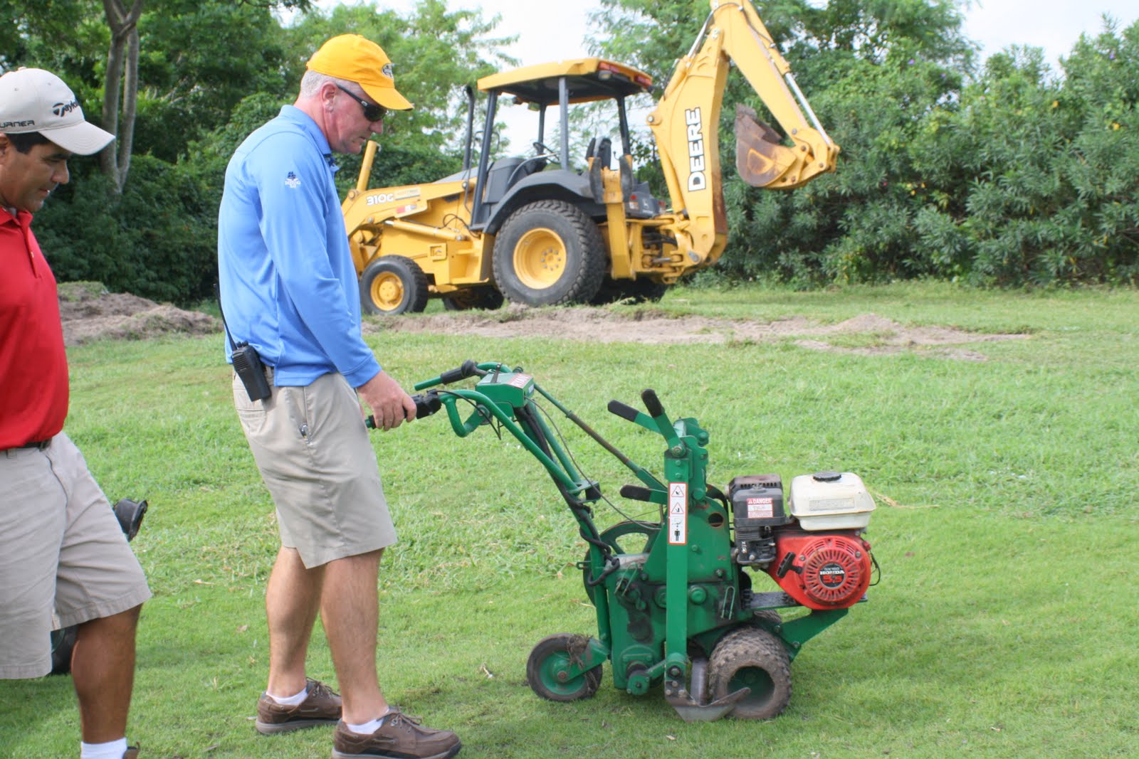 A Garden on the Bay: Pictures of the Garden Construction