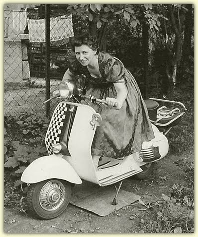 Racing Rétro: Check Sticker Vespa 1957