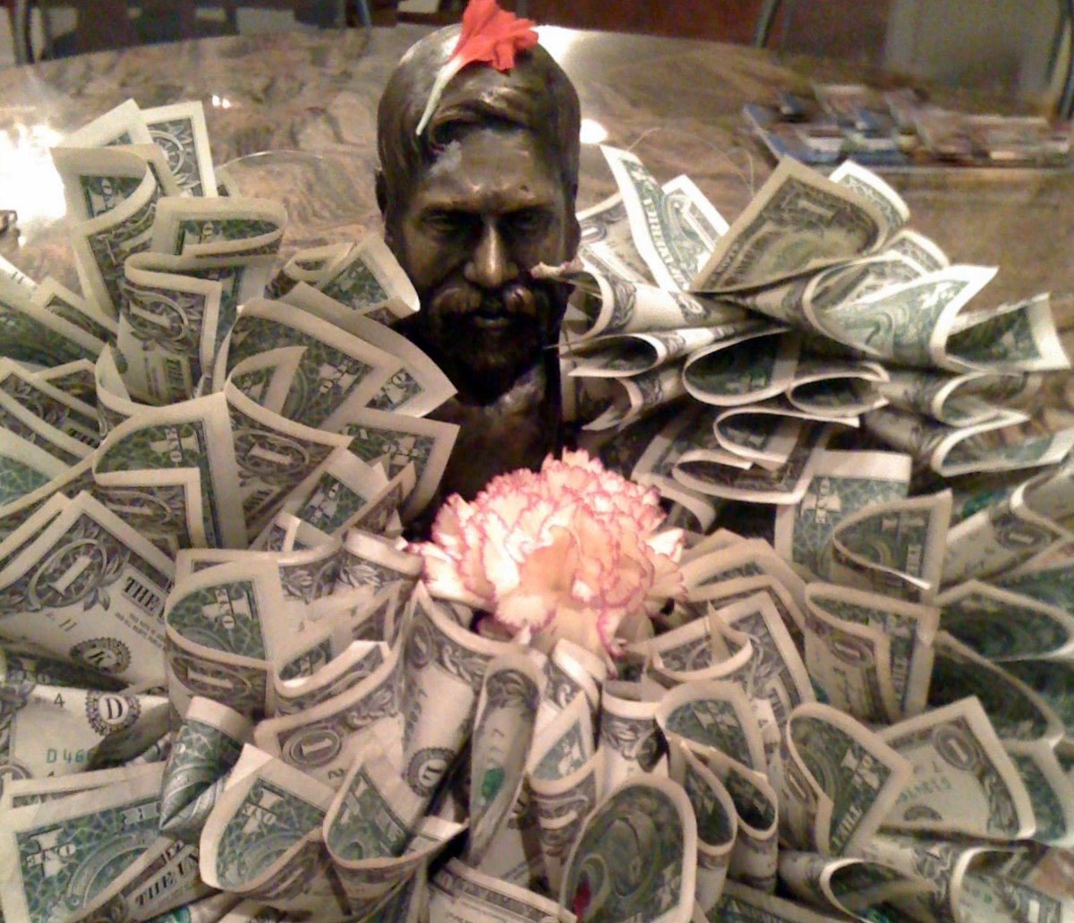 Eat, Read, Pray, Travel, Love: Dattatreya Siva Baba