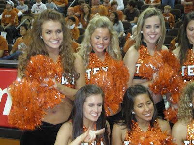 Cheerleaders Sport World: University of Texas Cheerleaders