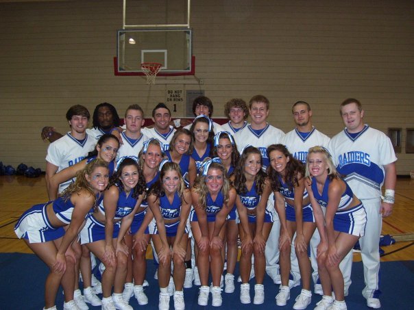 drakesdrumuk: GoDaddy.com Bowl Cheerleader Preview -- Middle Tennessee ...