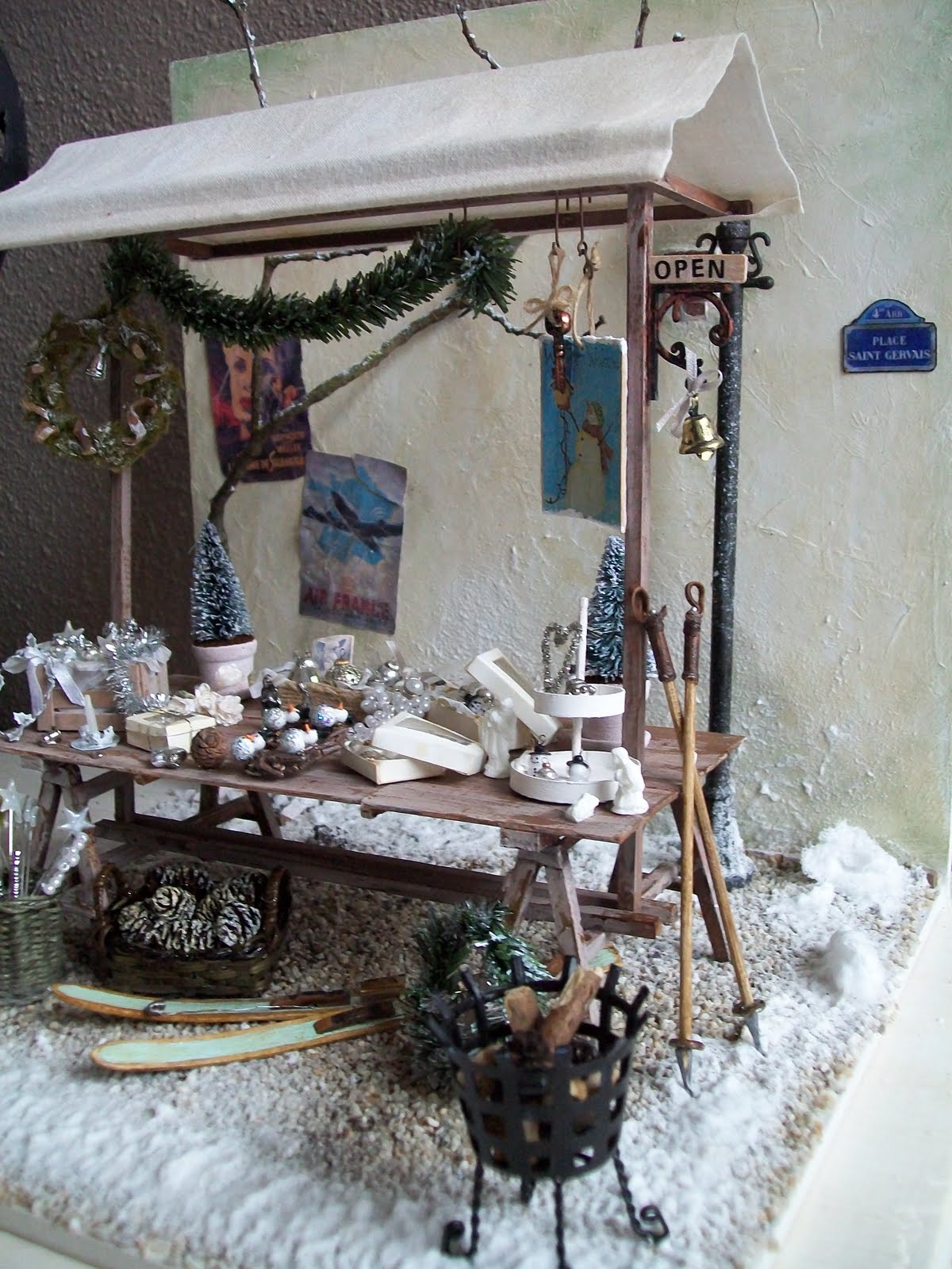 Sabs Mini Interiors: Sold out on the Antique Market Stall!