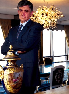 Opera Fresh: Alberto Vilar Still a Wanted Man