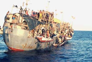 Javanese Vacation: the fishing method muro-ami