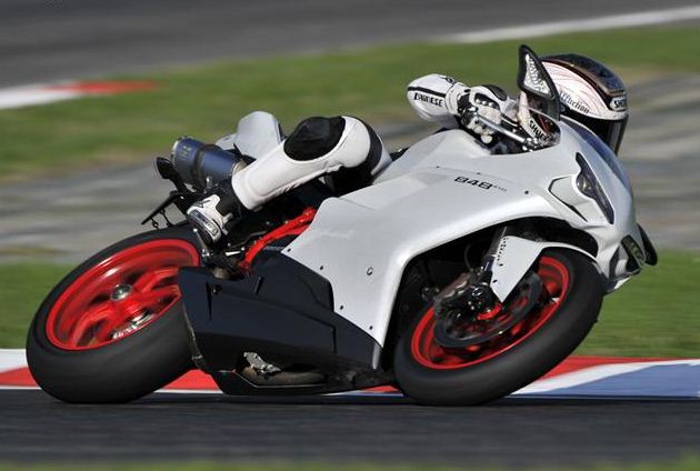 Total Motorcycle: Ducati 848, The Most Powerful Sportbikes