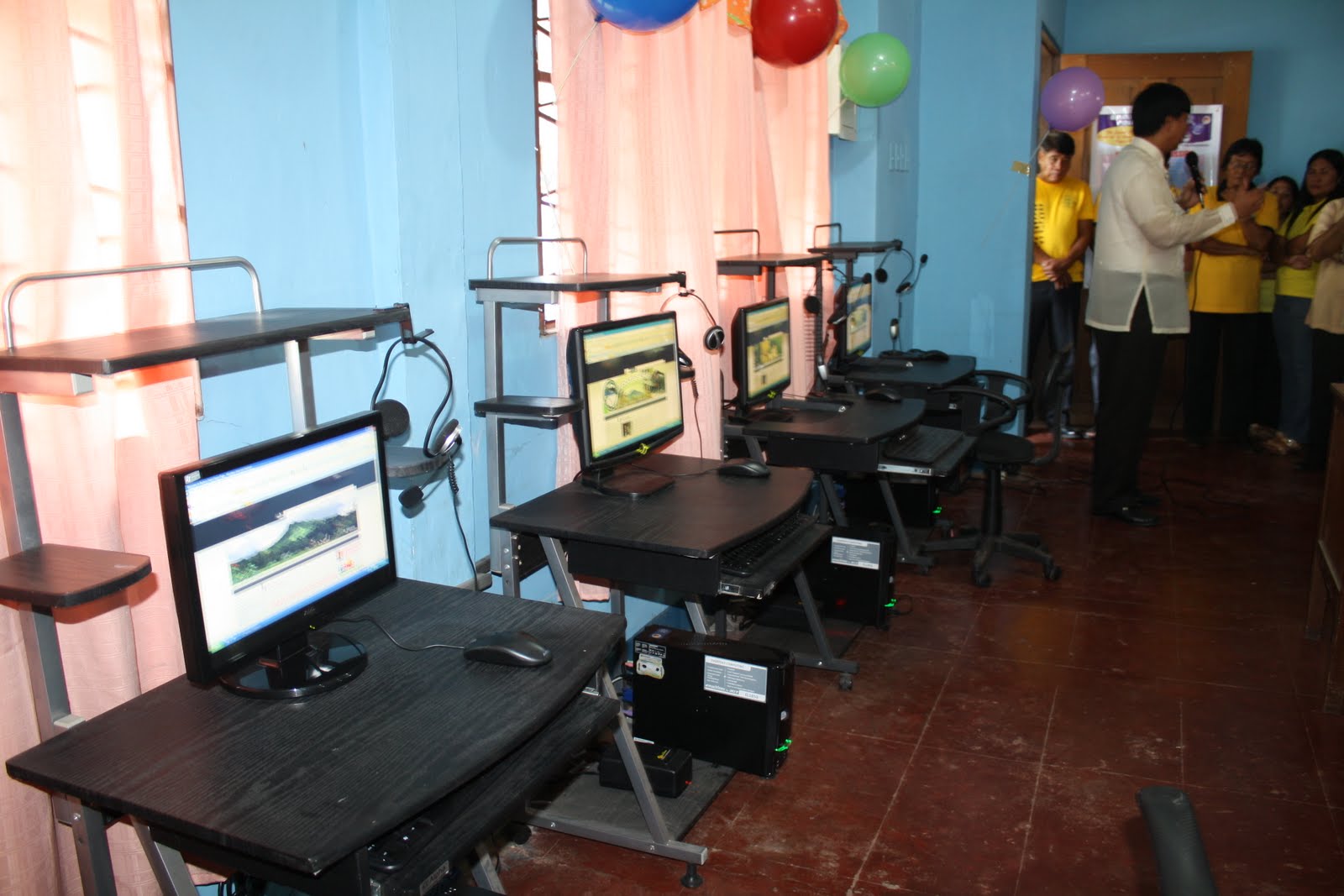 Brooke's Point, Palawan.Com: Community Electronic Center (CeC) and ...