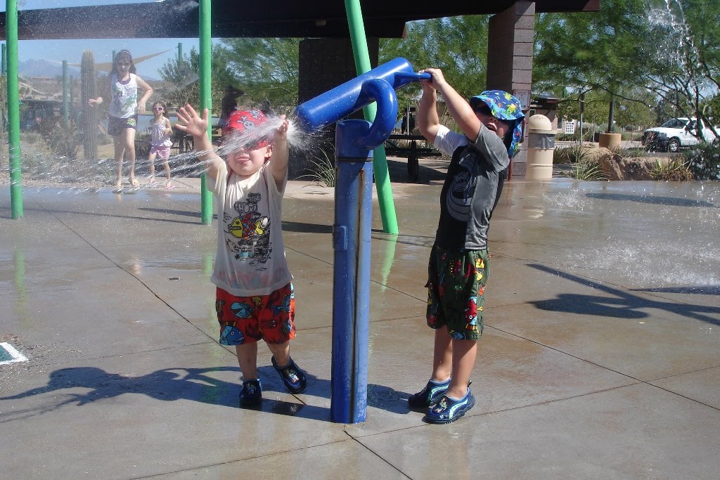 My Four Boys & Me: Park & splash pad