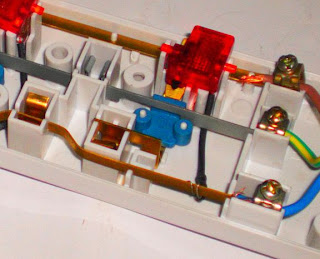 Electrical Installation Wiring Pictures: Electrical socket extension unit