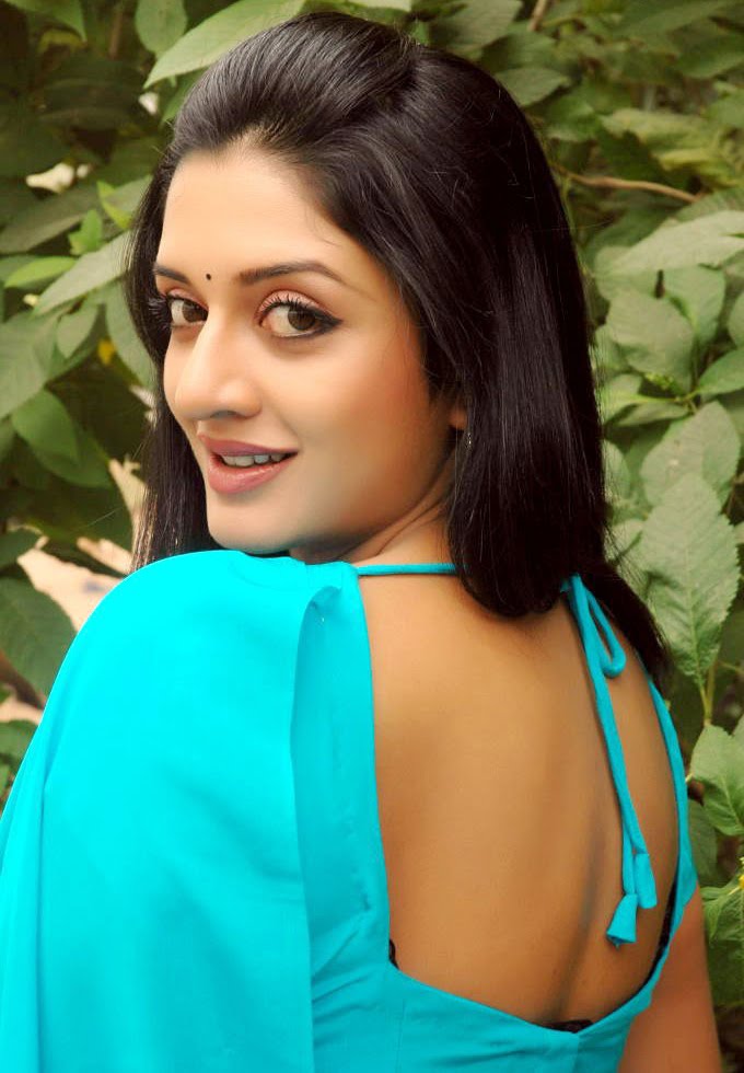 Celebraity's Hot & Sexy Images: Vimala Raman In Chattam Movie Hot ...
