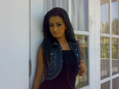 Srilankan Celebrities: Prashadi Ranasinghe Glamor dancer in srilanka