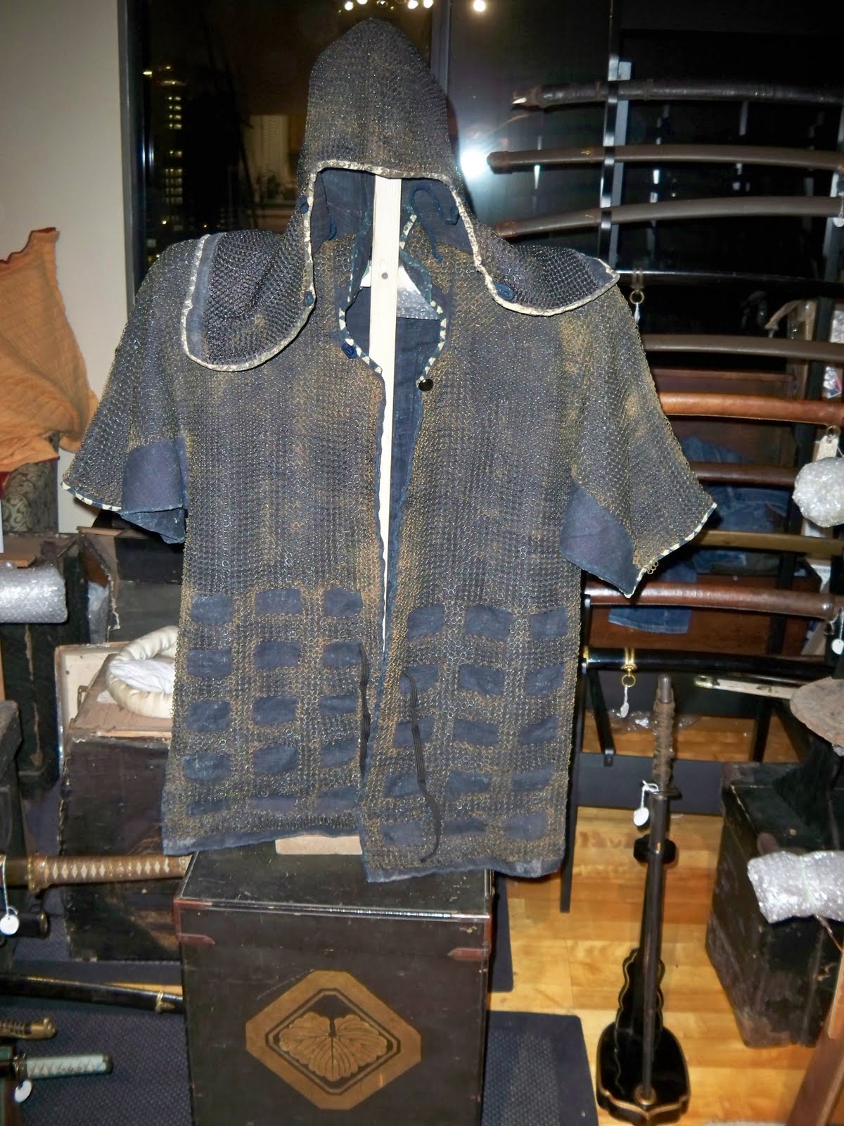 samuraiantiqueworld.com: Japanese (samurai) chainmail armor "kusari gusoku"