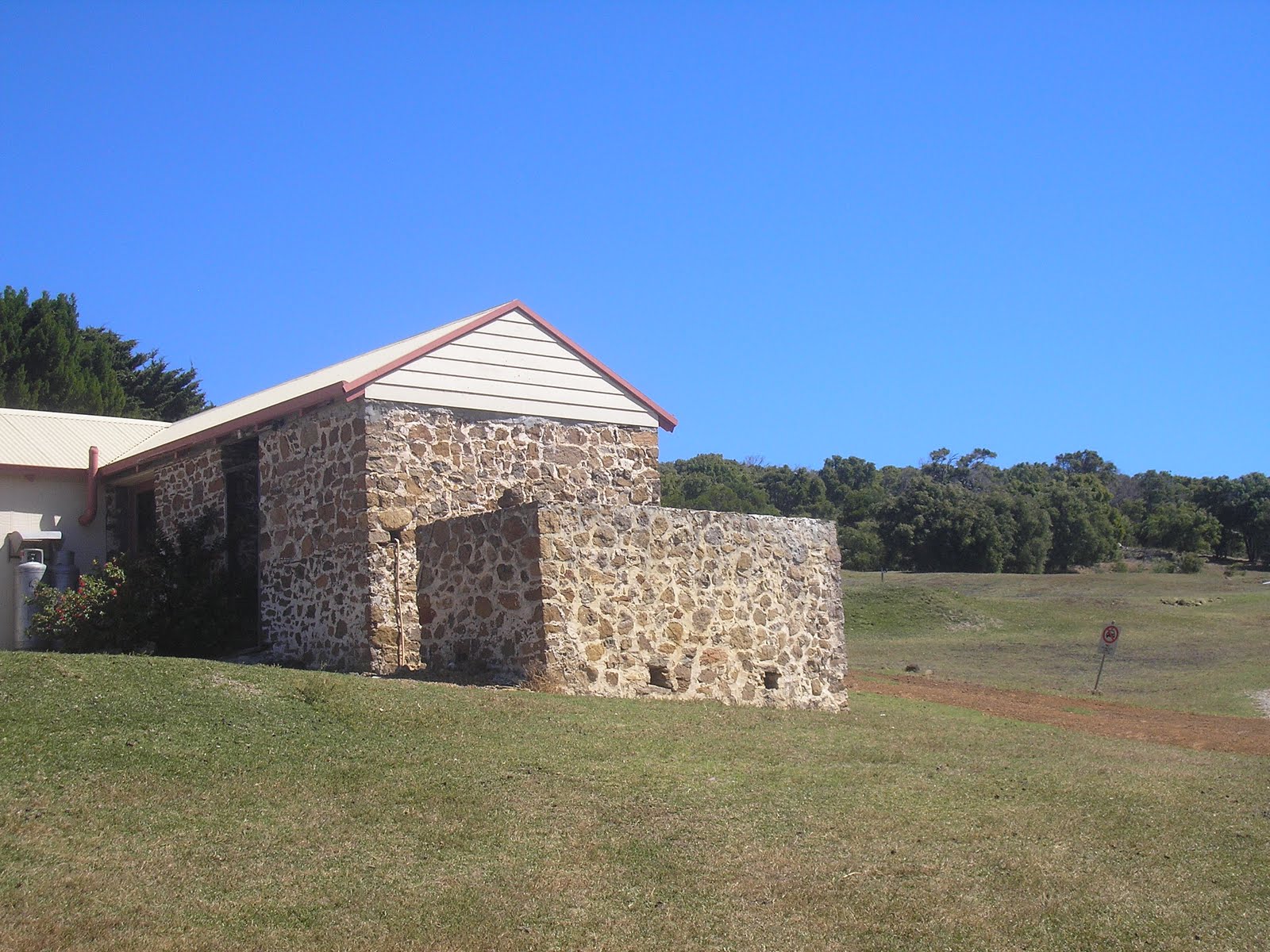 Whereiswitchwae?: Wellstead homestead near Bremer Bay