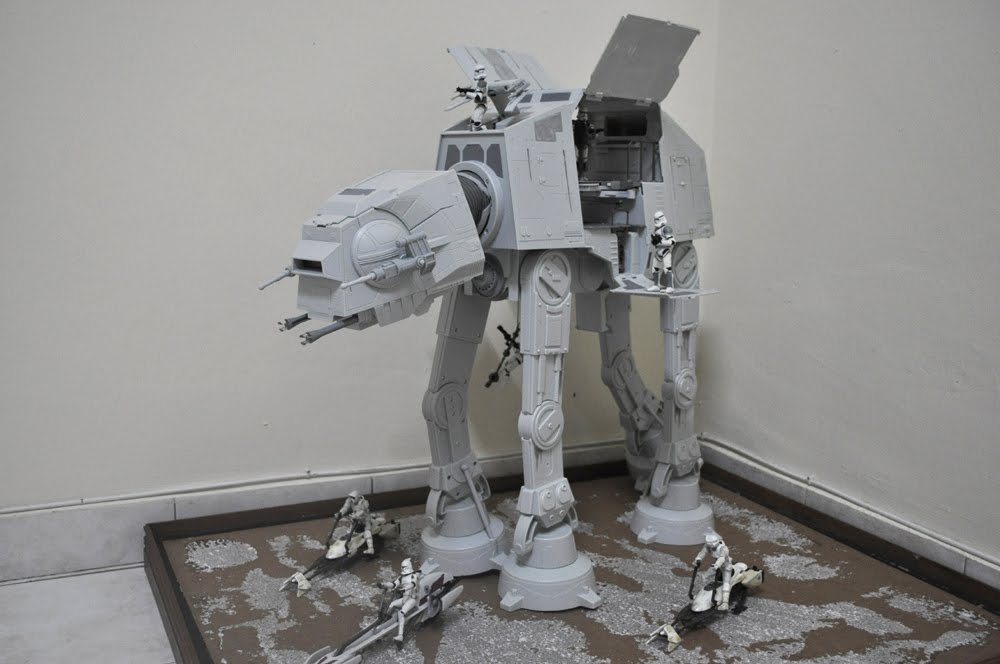 BIG DADDY TOYS: Star Wars : 2010 AT-AT