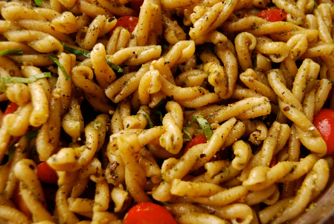 Whole-Grain Texan [in Yankee Land]: Microwave Pasta!