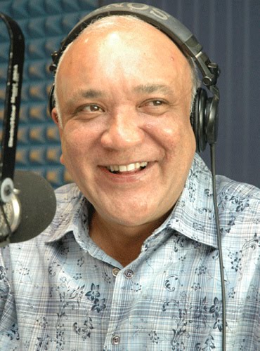 JOSEPH CACERES: LE "ENTRAN" A JOCHY SANTOS