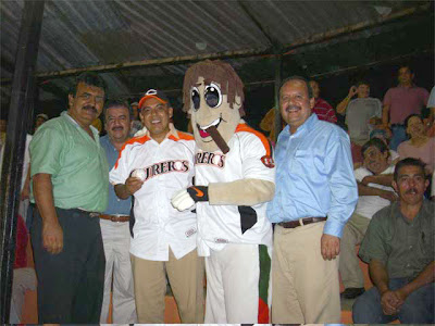 BATEO Y CORRIDO: PUREROS DE COMPOSTELA