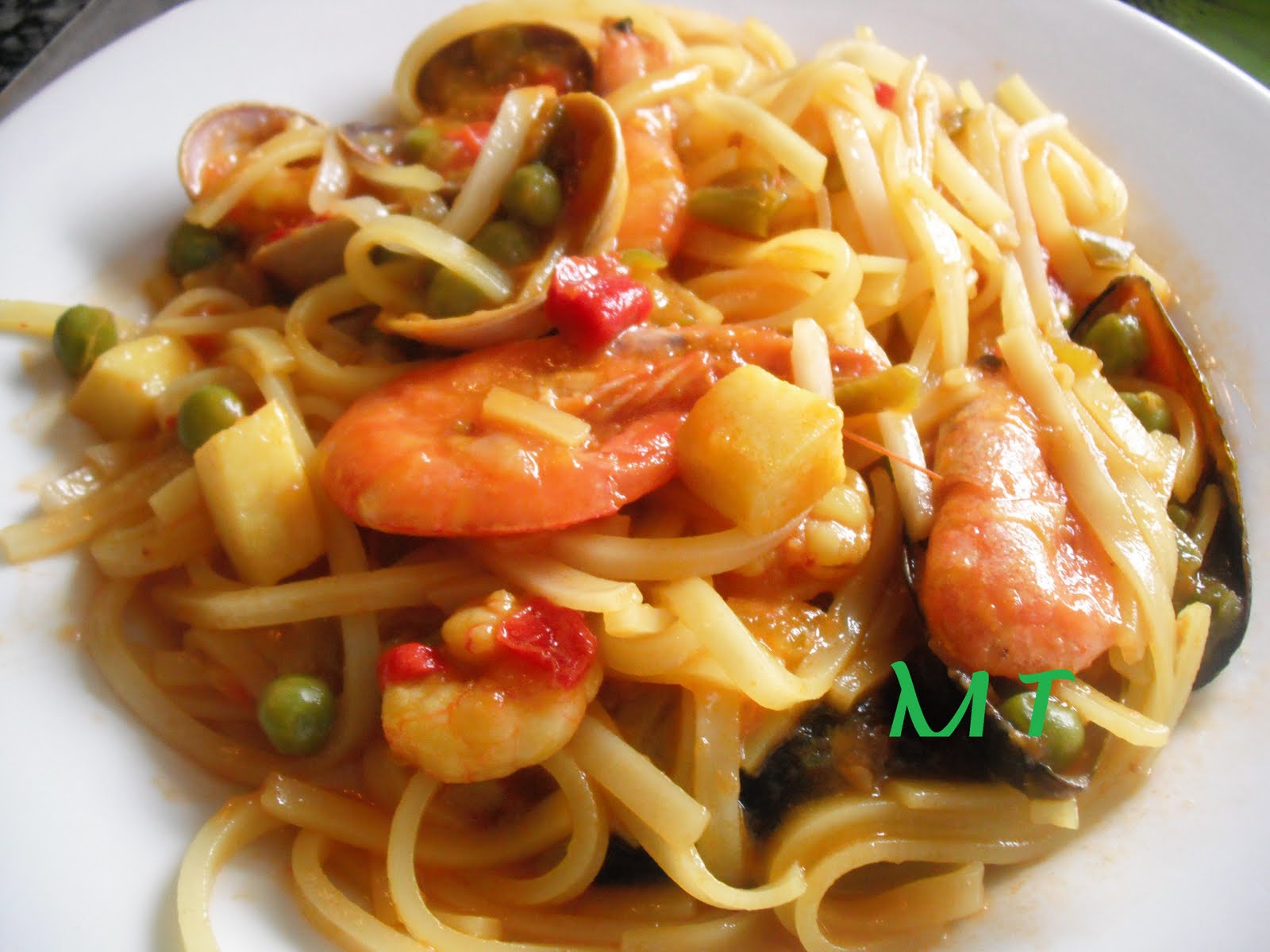 Mejjicanna: Tallarines de arroz ala Marinera