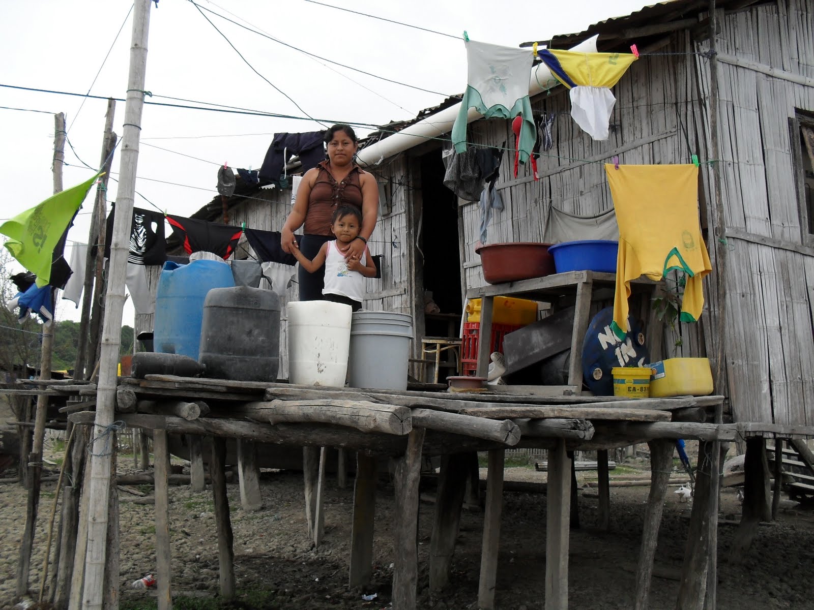 Viviendas para los Sin Techo: Encerrar la pobreza