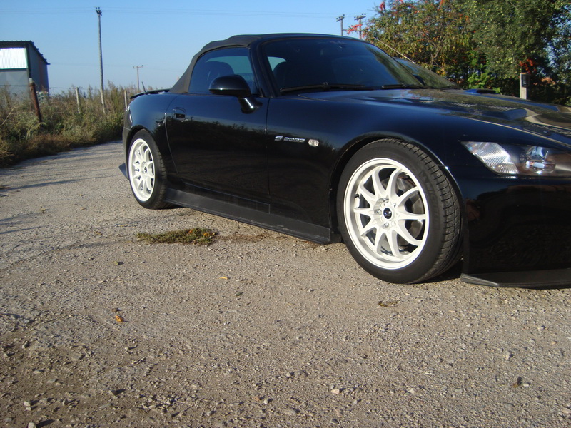 JDMbits: Rota Fighter Fitted on Honda S2000!