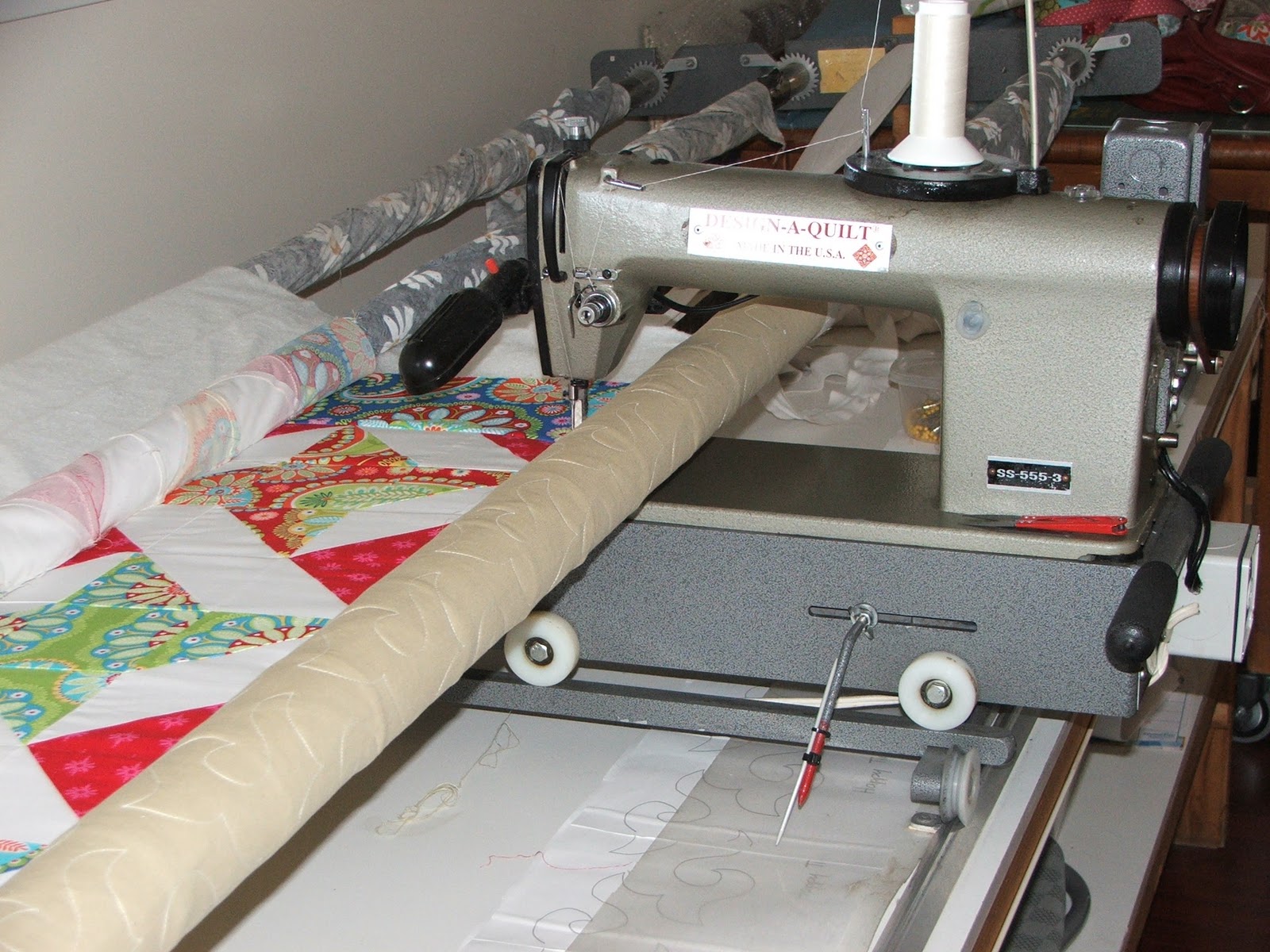 Mount Vincent Quilts: ~FOR SALE~ 1 Pre-loved Quilting Machine