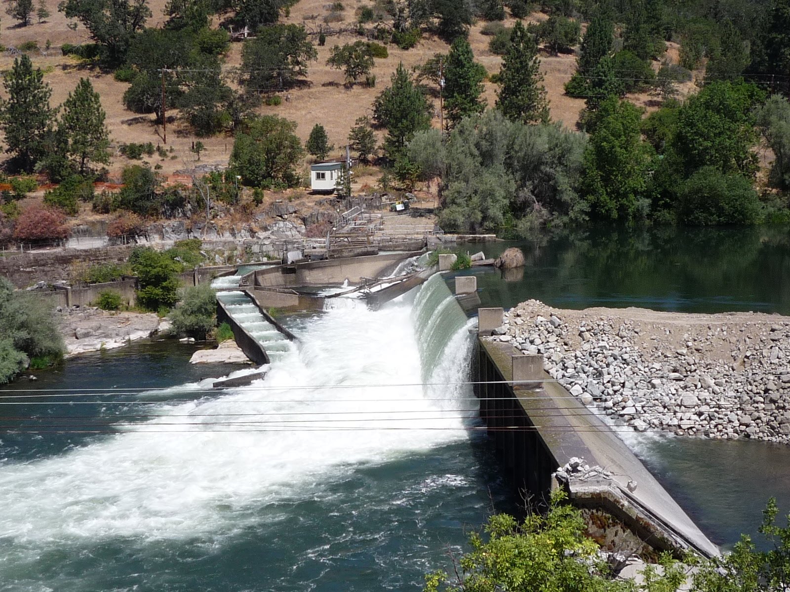 Dianna Explores: Gold Ray Dam and the Wild and Scenic Rogue