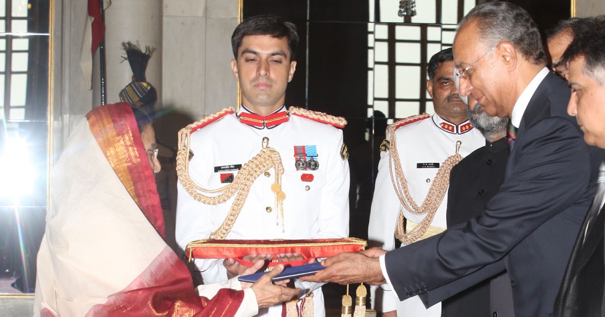 babus of india: Know Your Babu: Profile of new urban development ...