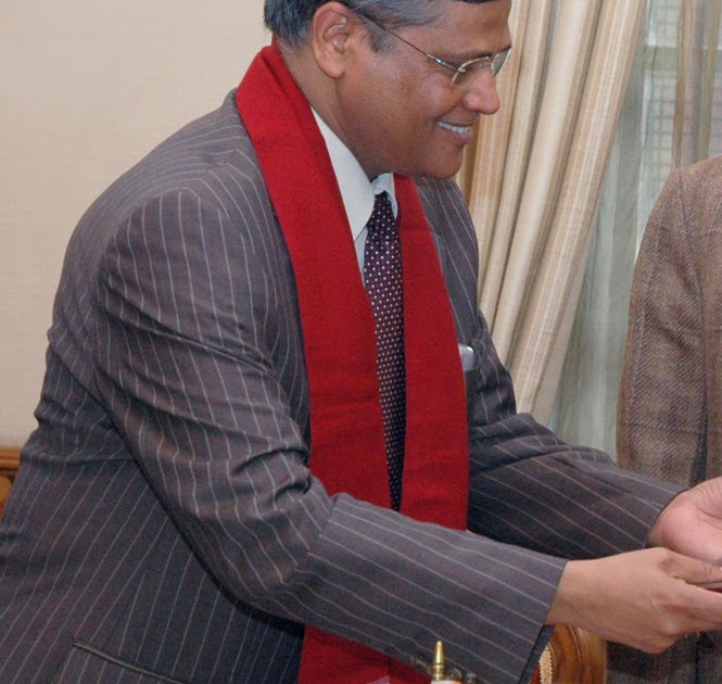 babus of india: "Prof" Pujari is India’s new DGFT