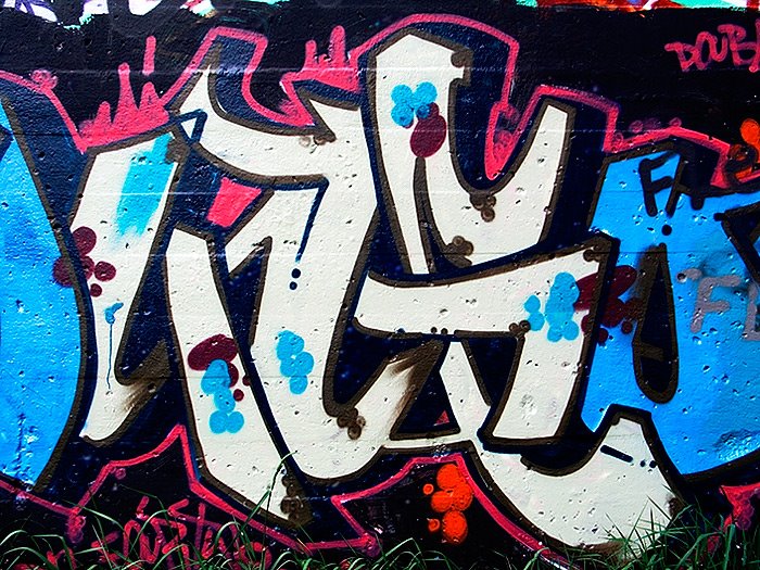 ANTON TYO: GRAFITY