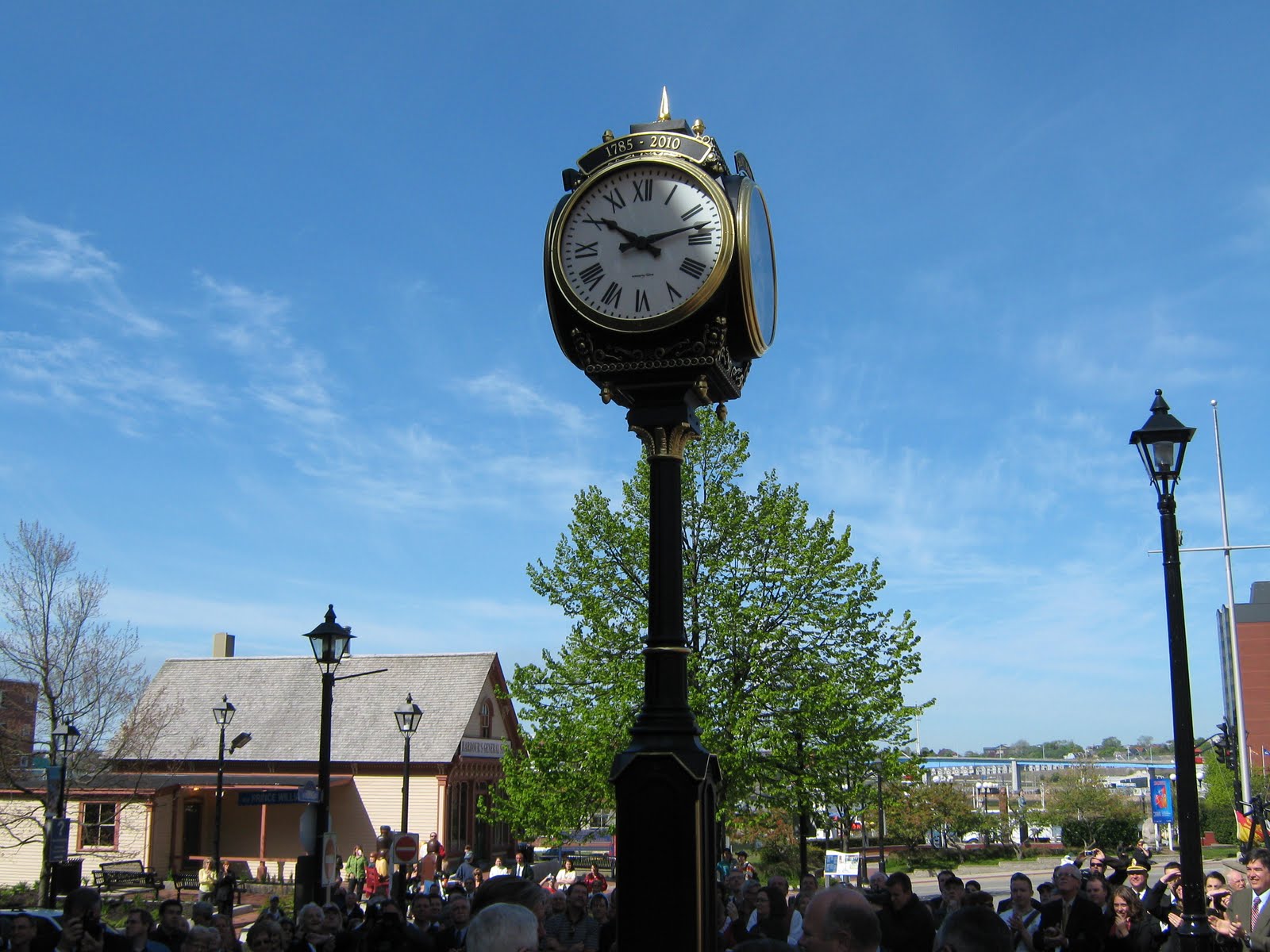 King Street Clock Unveiled | Country 94