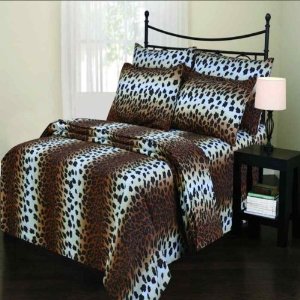 The Chic Leopard: What's that spot on my sheets?