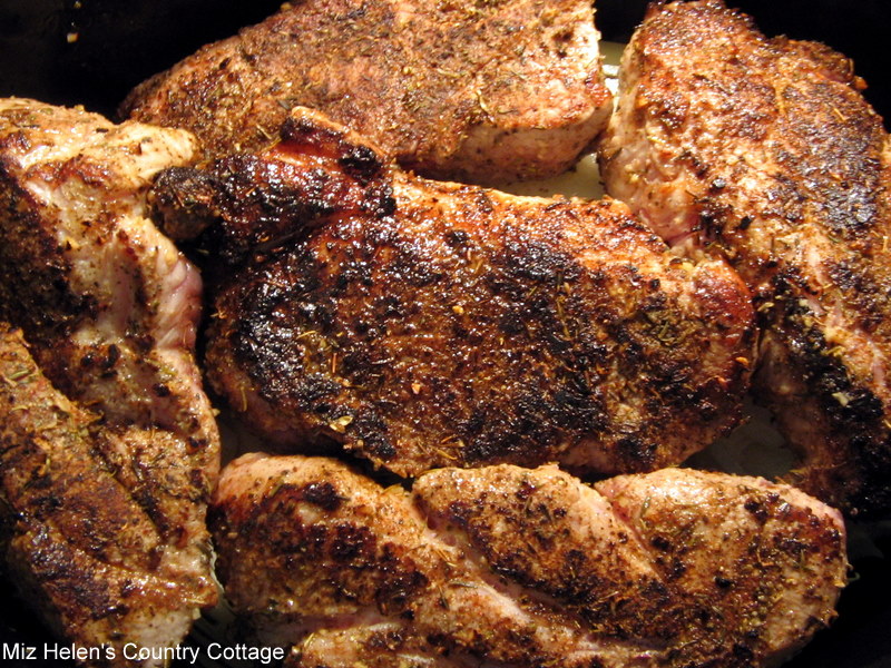 Whats For Dinner Next Week:Slow Cooker Smothered Ribs