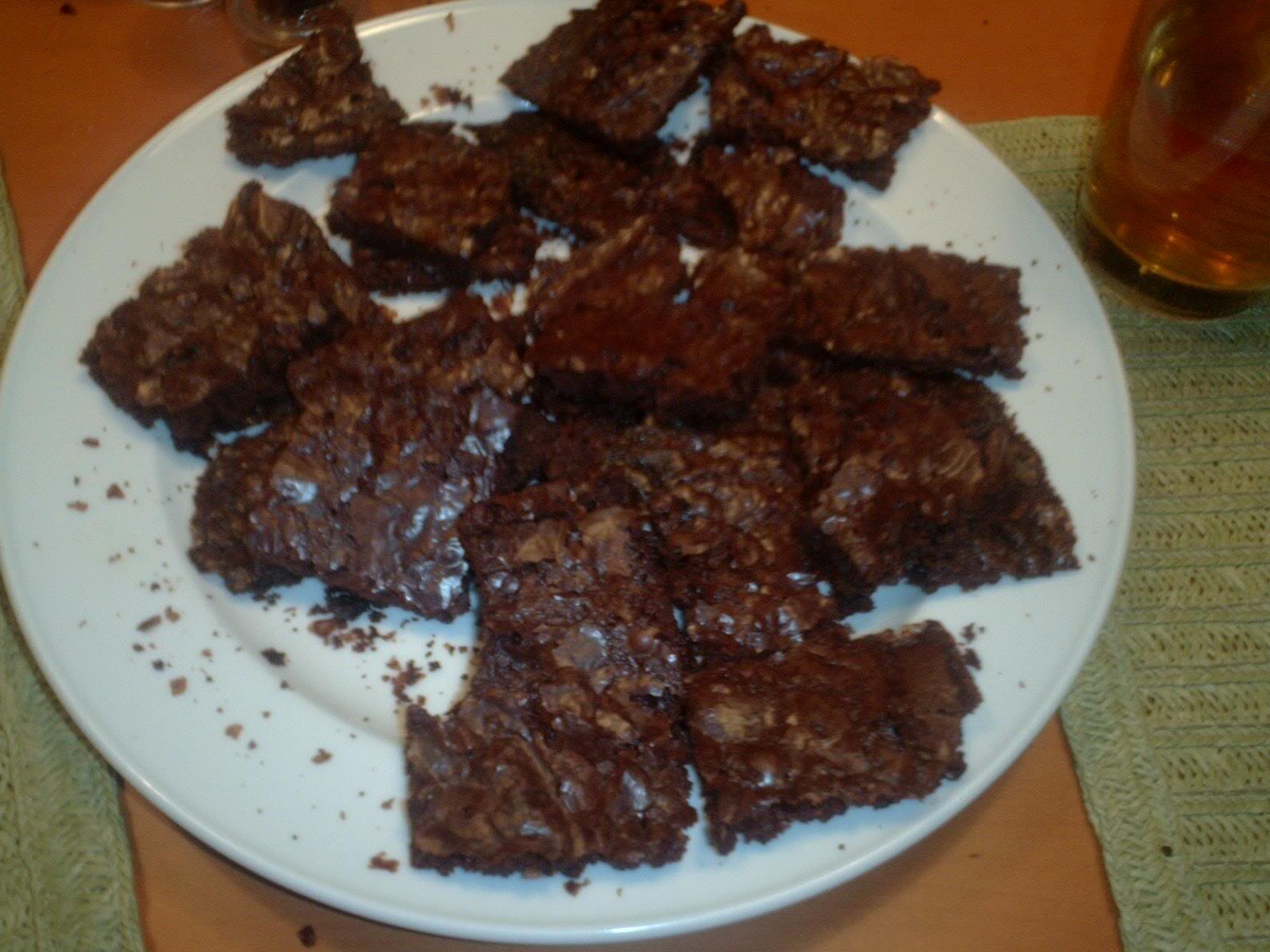 The Little Blue Teapot: The christmas Cake Disaster