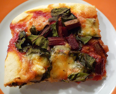 Bolli's Kitchen: Rote Mangold - Pizza aux blettes rouges