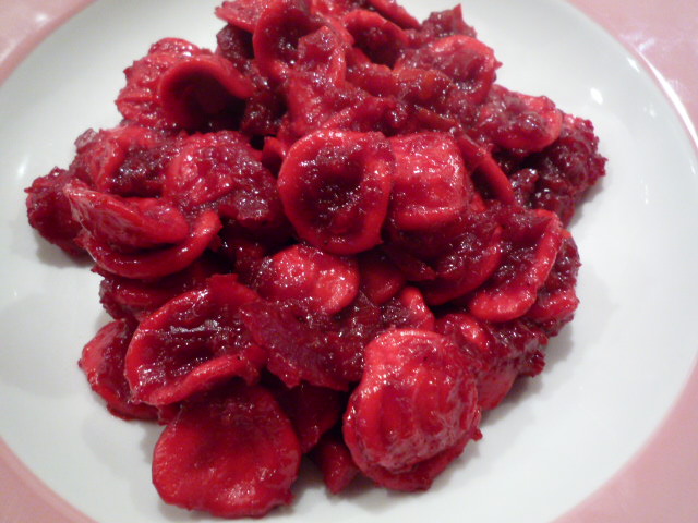 Bolli's Kitchen: Rote Beete - Pastasotto aux betteraves rouges