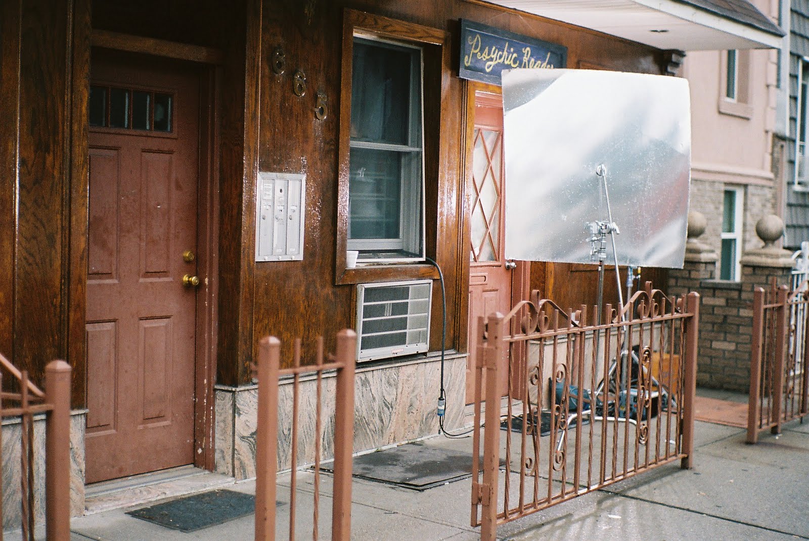 IN RESIDENCE @ APEXART WITH ROY SAMAHA