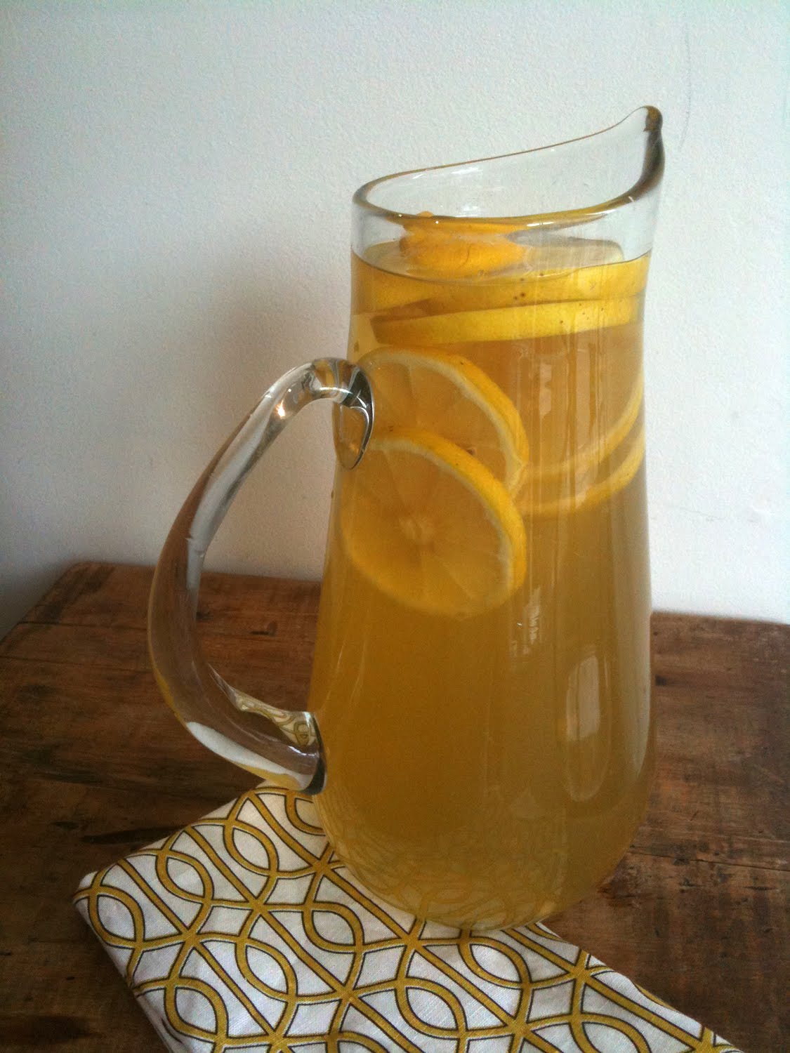 daily pleasures: yerba mate lemonade