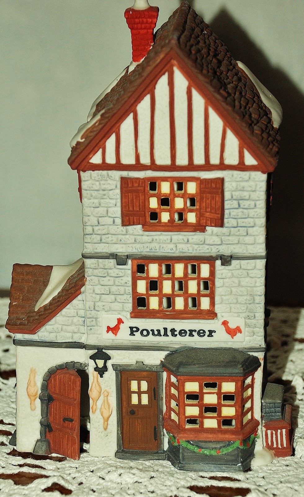 Parry Collections: Heritage Village Collection: Dickens' Village Series!