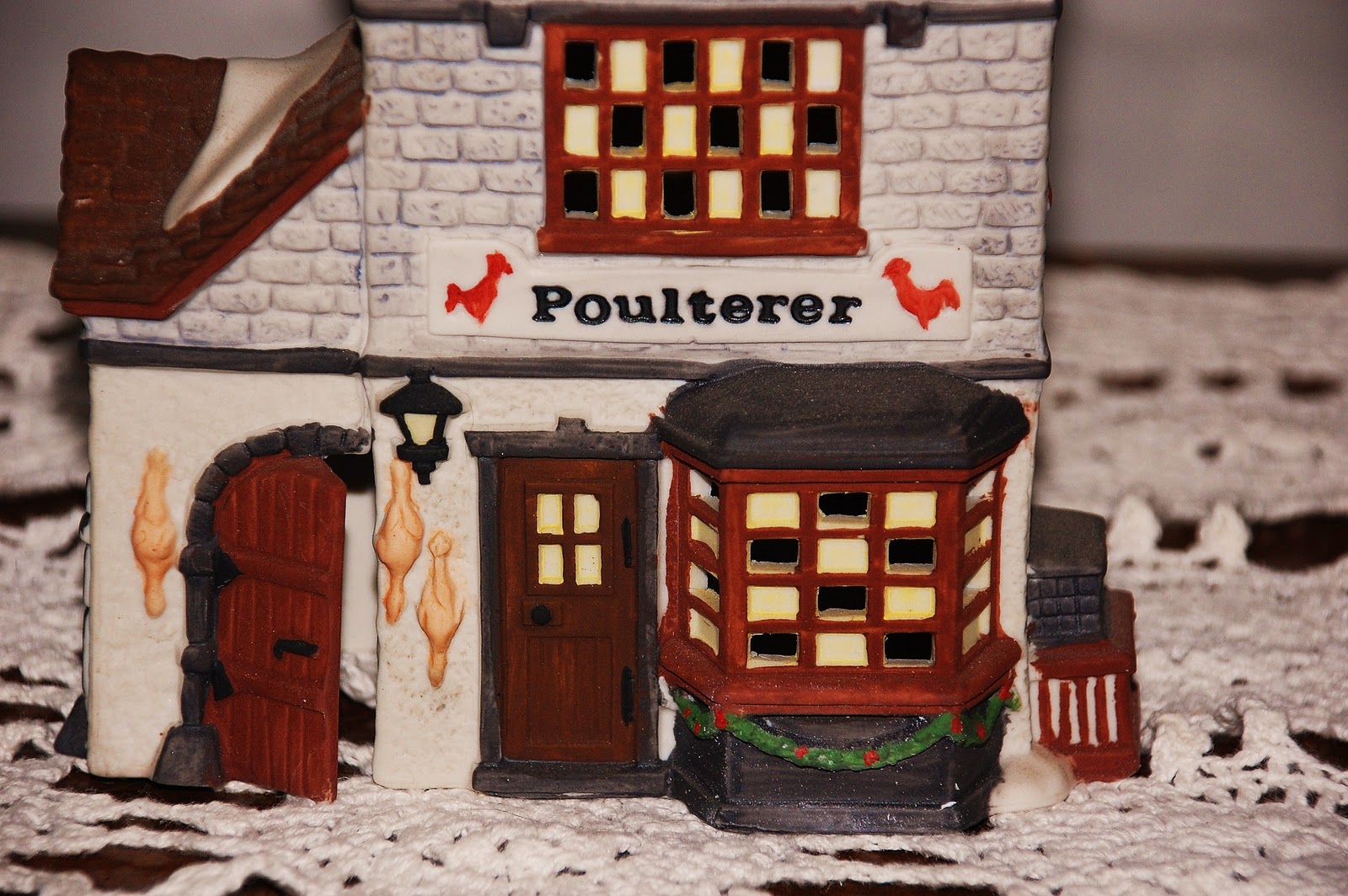 Parry Collections: Heritage Village Collection: Dickens' Village Series!