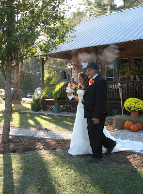 Cochino Lodge Weddings: The Autumn Wedding of Amber Laird and Wesley Davis
