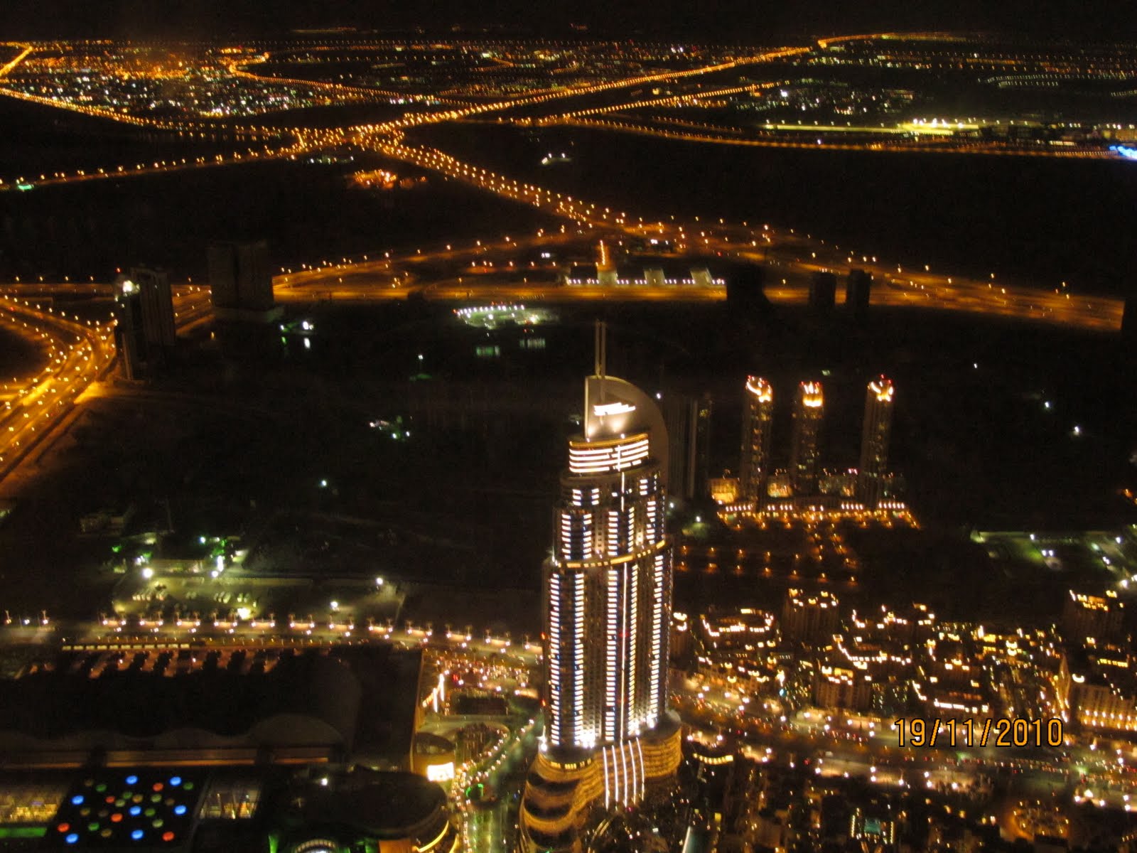 Bouncing Board : View atop the Burj Khalifa