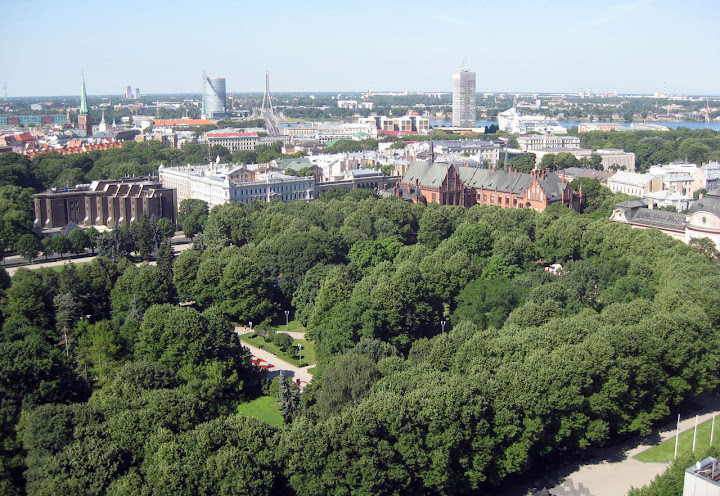 Riga Daily Photo: September 2010 - Sights, Famous Places and People