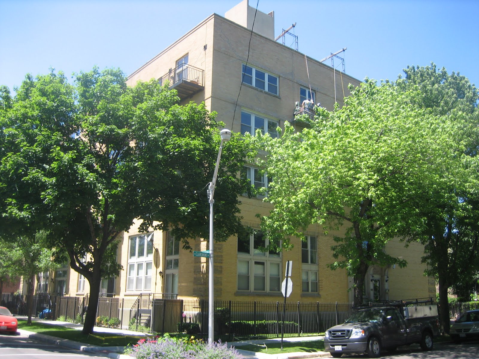 Starry Dynamo: Cinematic Chicago