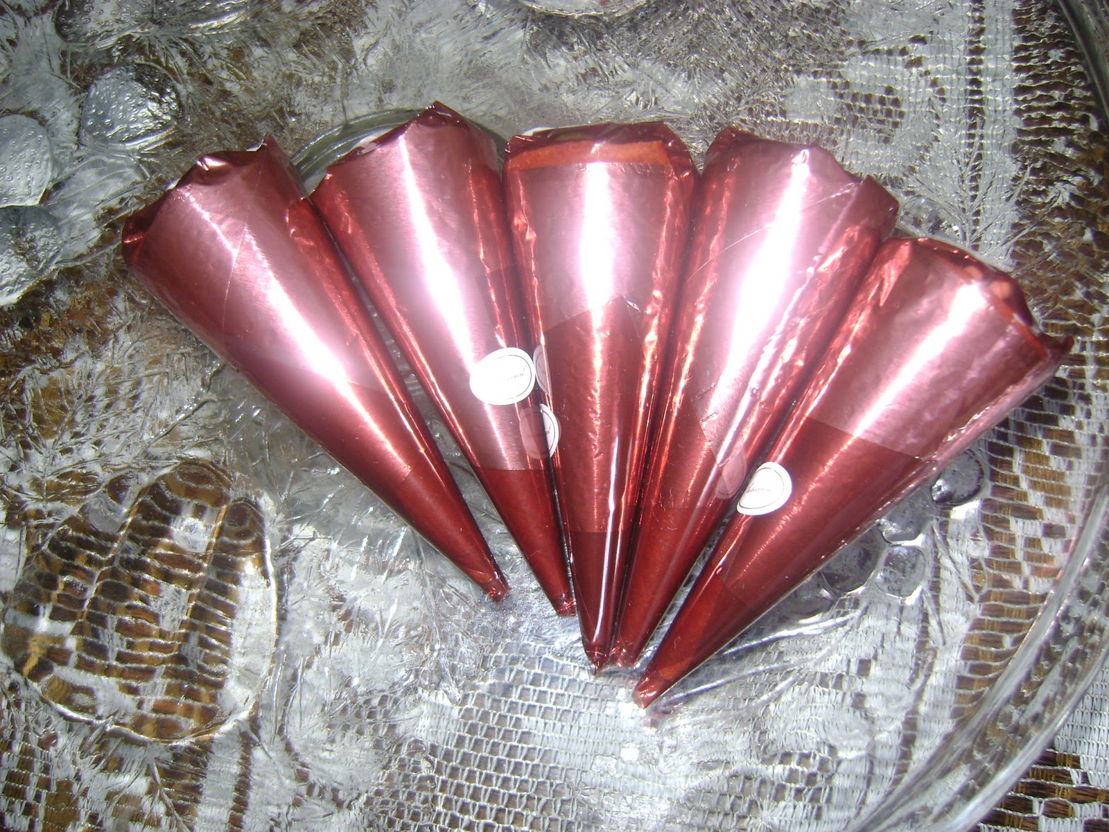 LÍVIA DOCES E BOMBONS: Mini - Cone Trufado