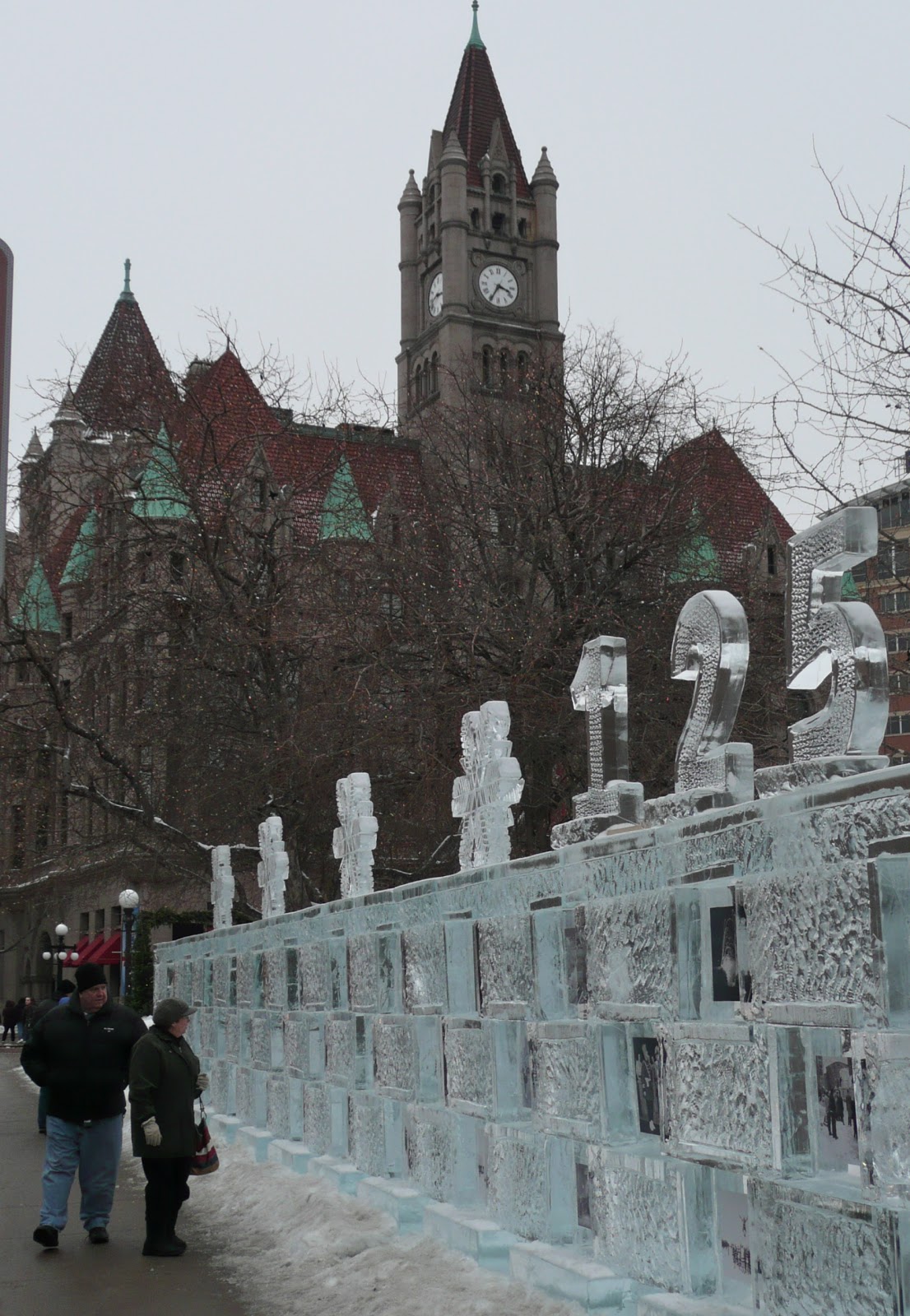 Photo a Day in Saint Paul / Minneapolis: Winter carnival begins