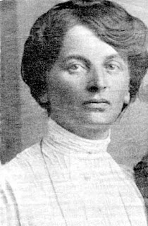 BANDERA ROJA: Inessa Armand