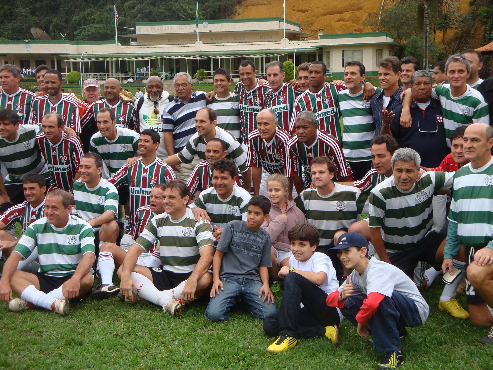 CIDADÃO FLUMINENSE: Julio Bueno recebe apoio do time de master do FLU