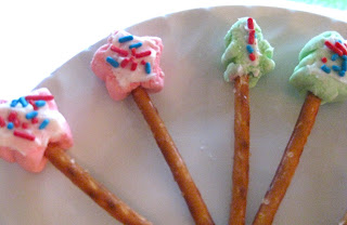 This Little Project: Edible Sparklers and Rockets for your Party!