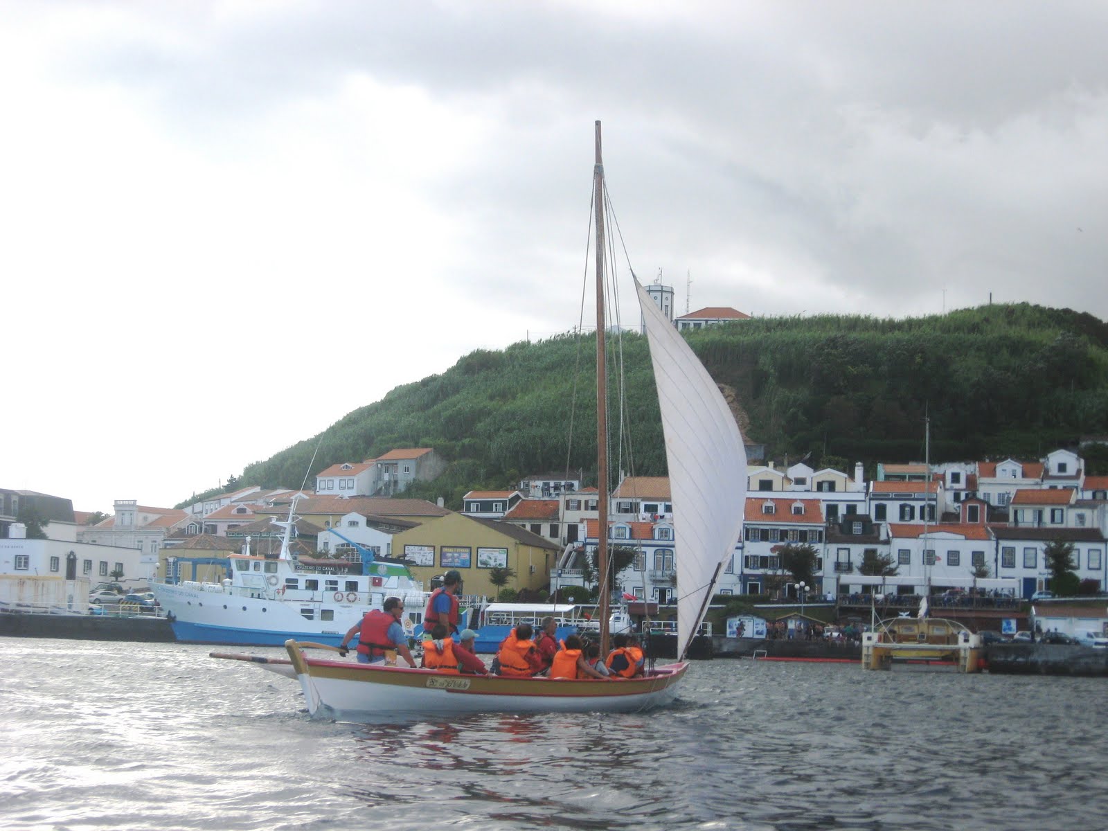 GEOCRUSOE: Semana do Mar - Vela: Passeio em Bote Baleeiro