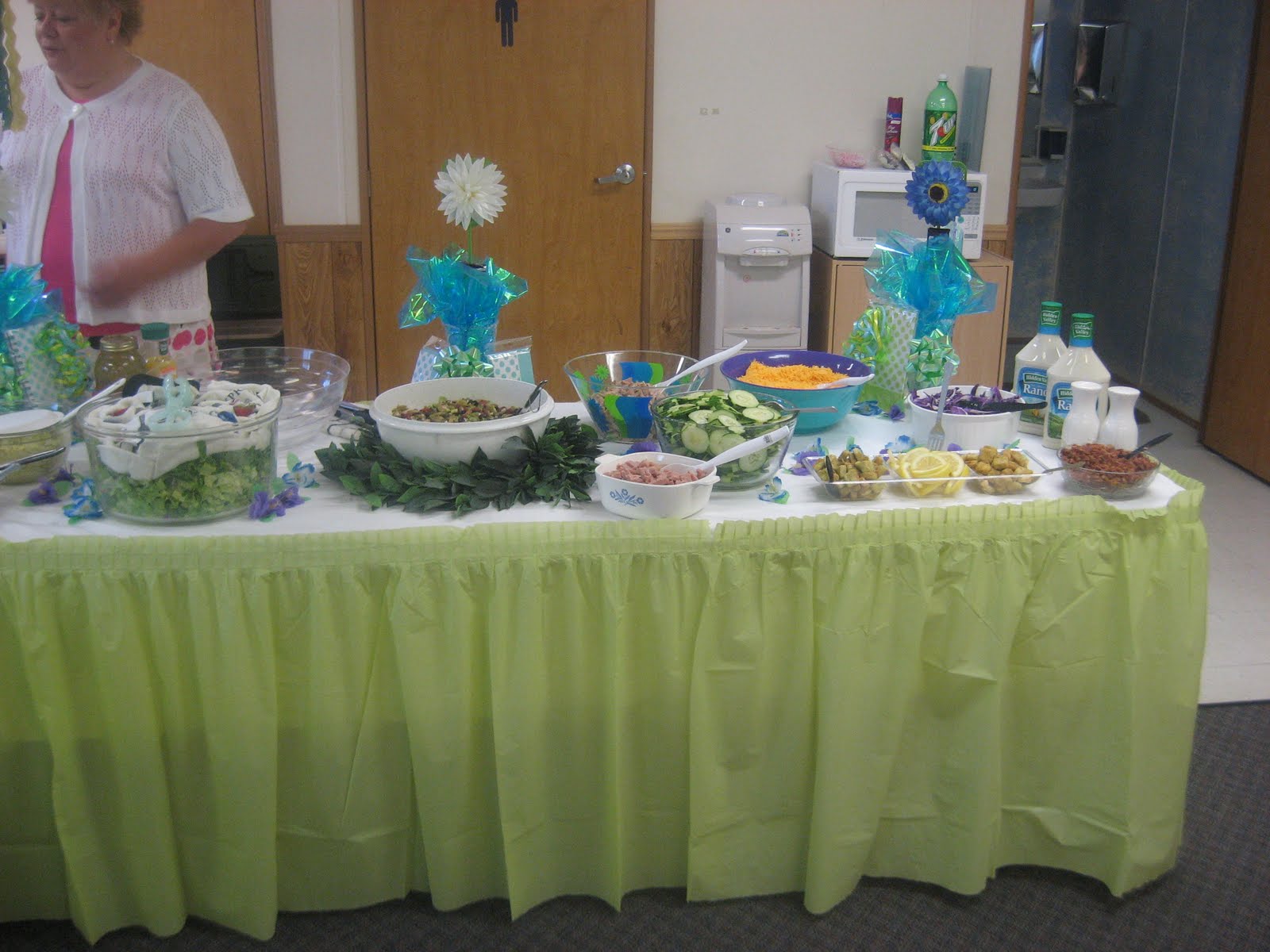 The Robinson Review: Mother-Daughter Banquet